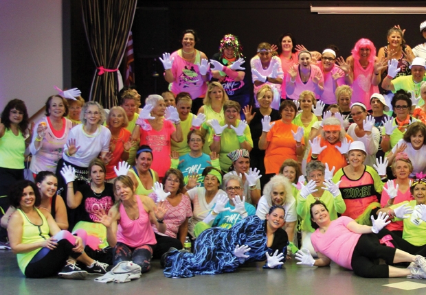 Blacklight-Neon-Zumba 2-2016